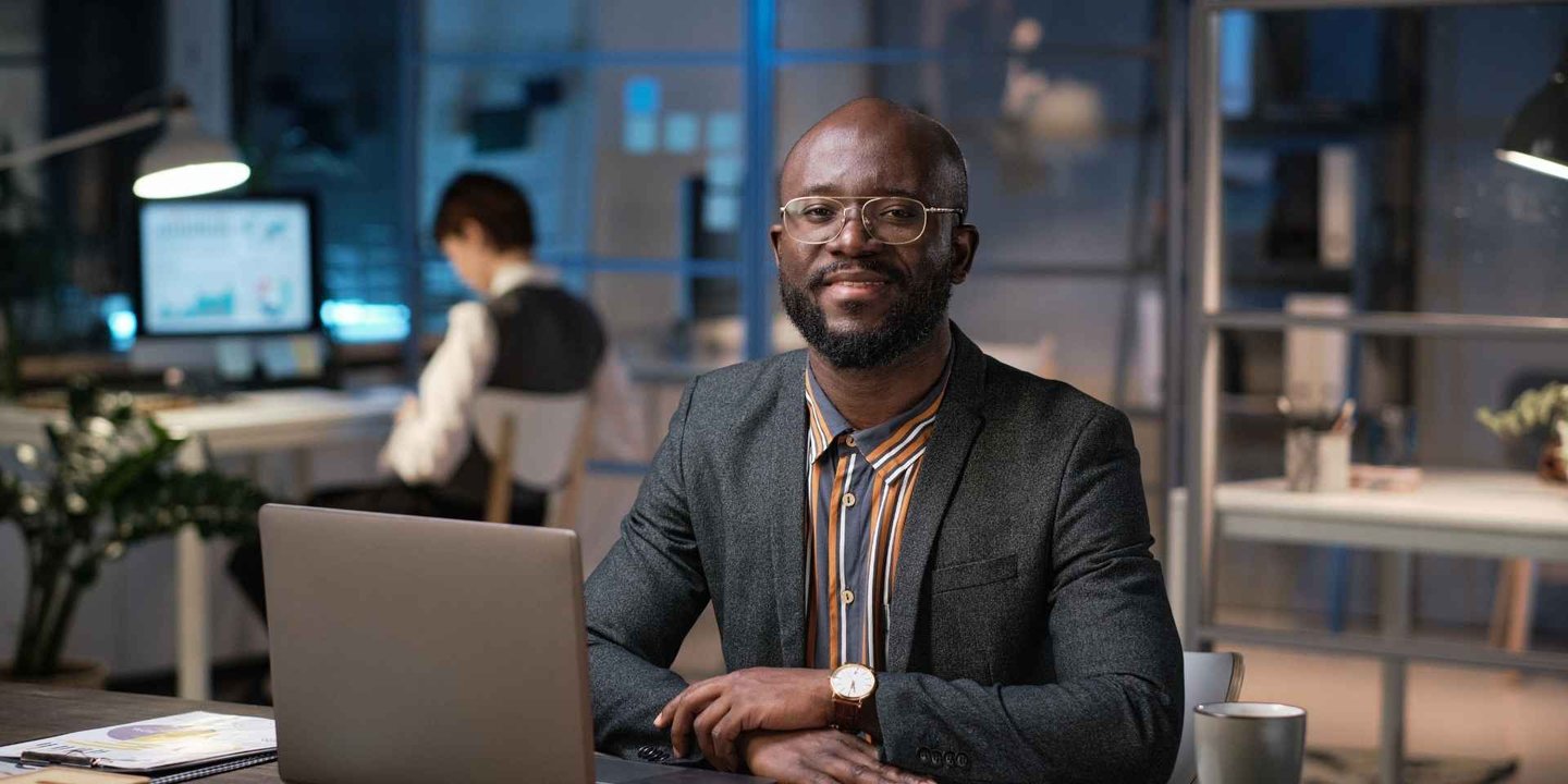 HR Analysts: Job Description & Responsibilities Explained